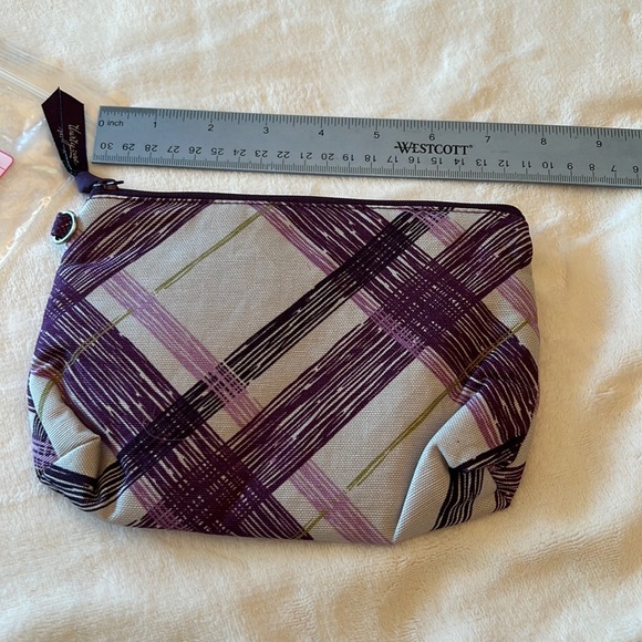 thirty-one | Bags | Thirty One Mini Zipper Pouch | Poshmark